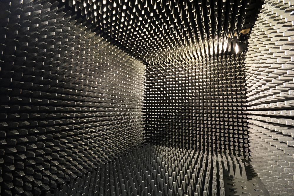 Institute of High Frequency Technology | Measurement Chambers